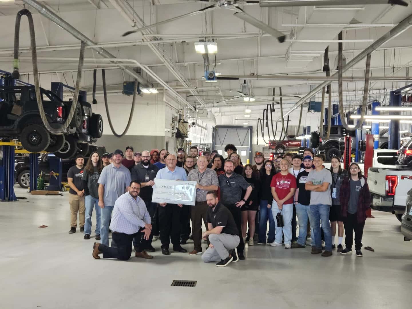 Bob Moore Nissan Donates to Moore Norman Technology Center