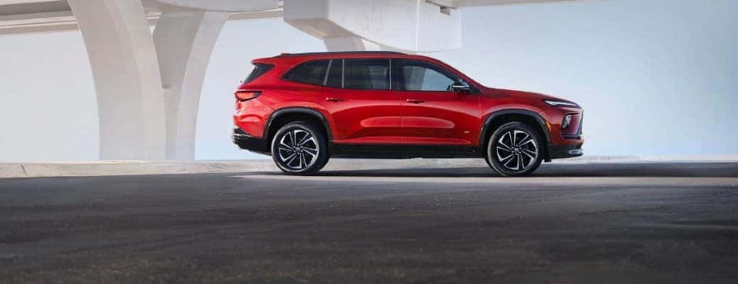 What technology features are offered by the 2025 Buick Enclave? | Carl ...