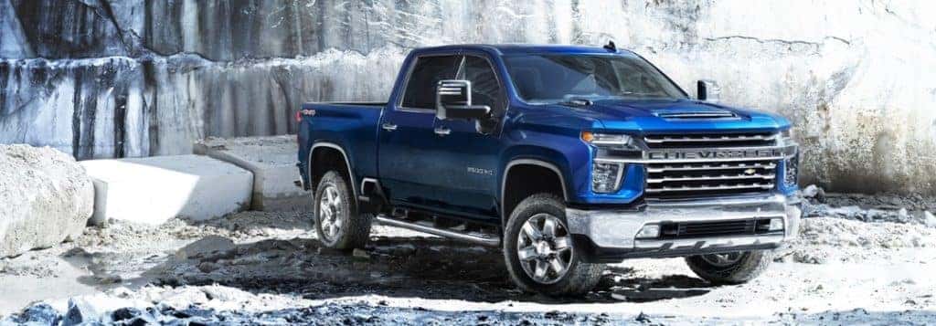 What are the engine options available in the 2020 Chevrolet Silverado HD?