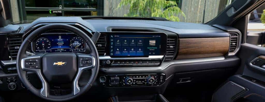 2024 Chevy Silverado 2500 Tech Features | Carl Black Kennesaw