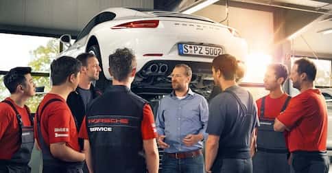 Racetrack Inspired Service For Los Angeles Porsche Owners - Porsche ...